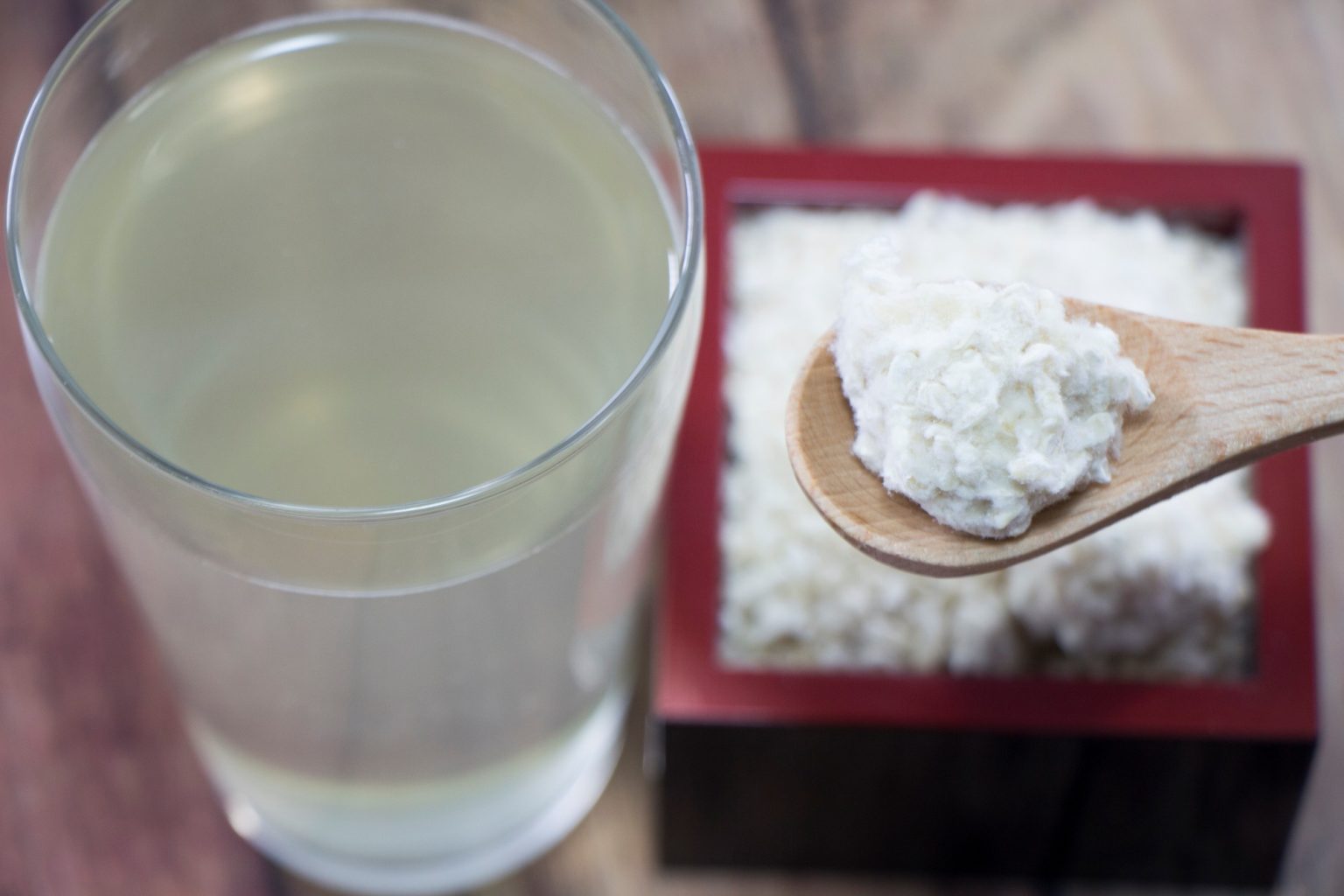 毎日飲みたい！魔法の発酵水「麹水」って？ - 糀屋 雨風